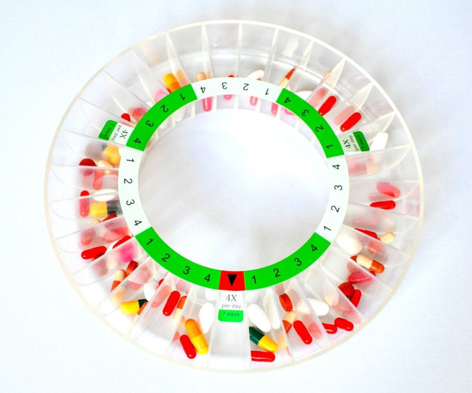 Smart WIFI Pill Dispenser with Alarm DOSECONTROL incl. Free 2 months ...